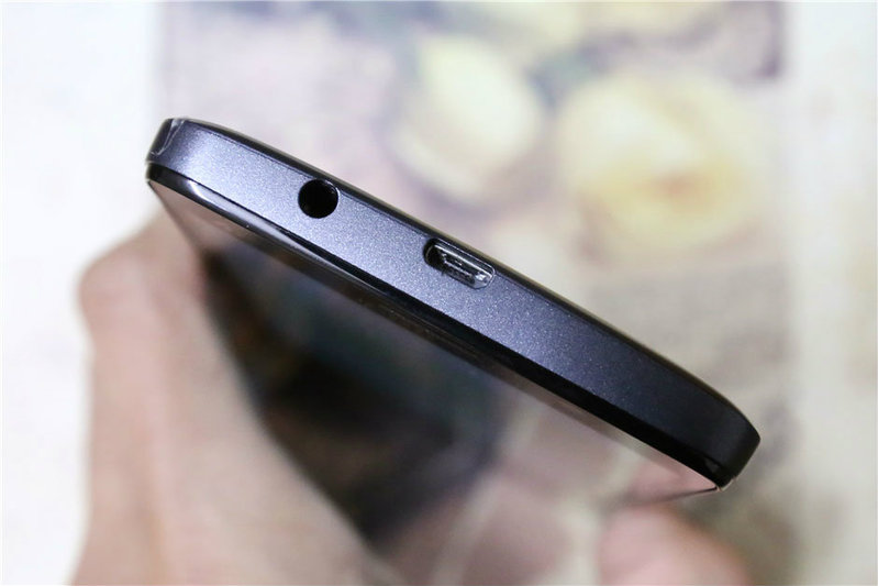 799元4G双卡双待手机 飞利浦S316图赏_手机_太平洋科技